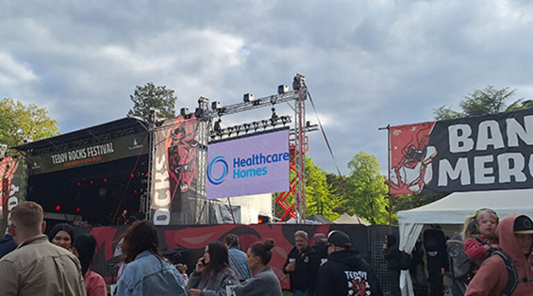 Cooking Up Support for Teddy Rocks